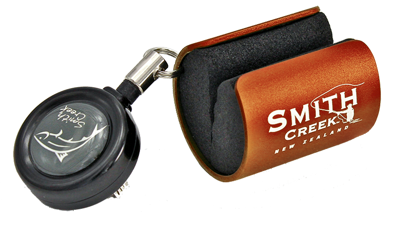 SIMMS Rod Clip™ with zinger